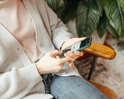 Mobile Phone App : Top 5 Apps While Living in France | Ibanista